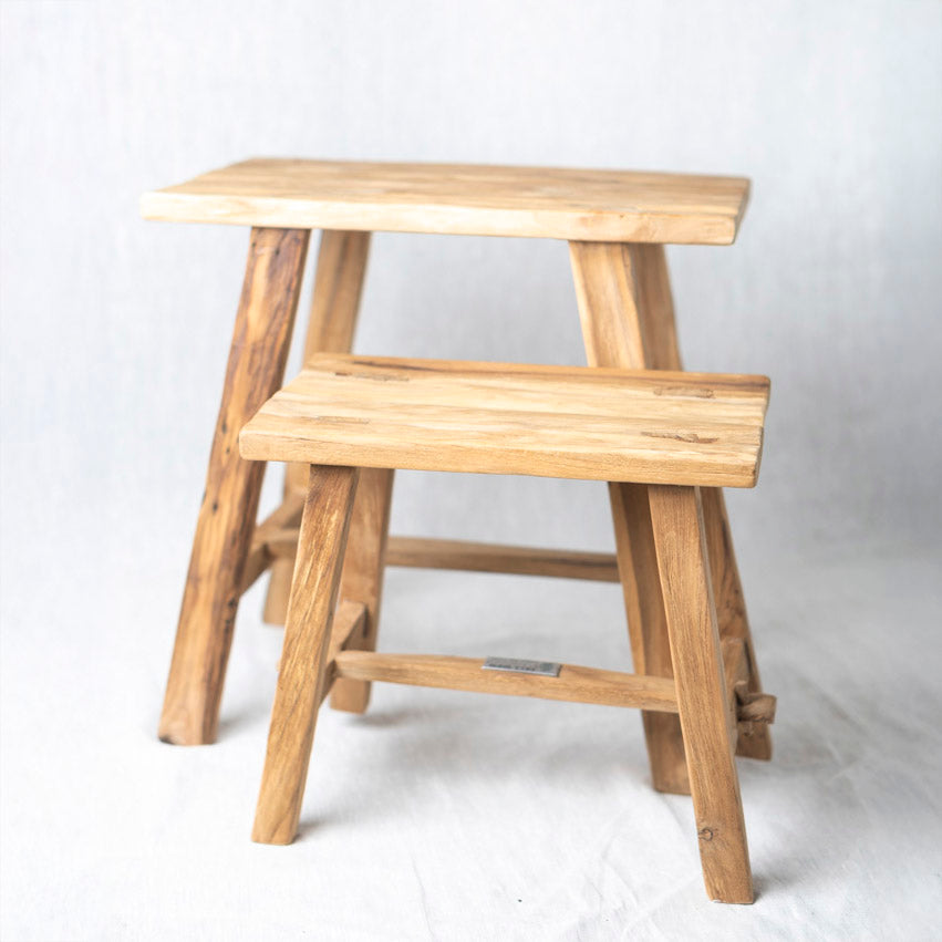 Low rectangular teak stool – Access Shooting